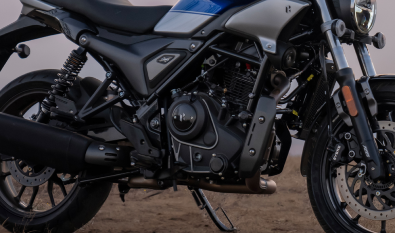 Hero Mavrick 440 revealed in India - MotoMotar